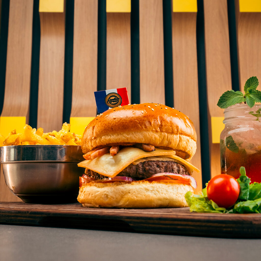 LES MENUS - Cantine Corner